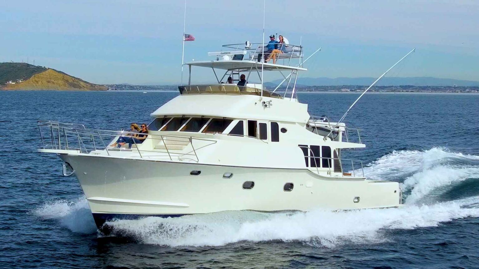 Pre-owned Yachts - Mikelson Yachts
